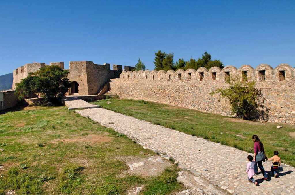 karababa’s_castle_with_a_sea_view - Miramare Hotel Eretria